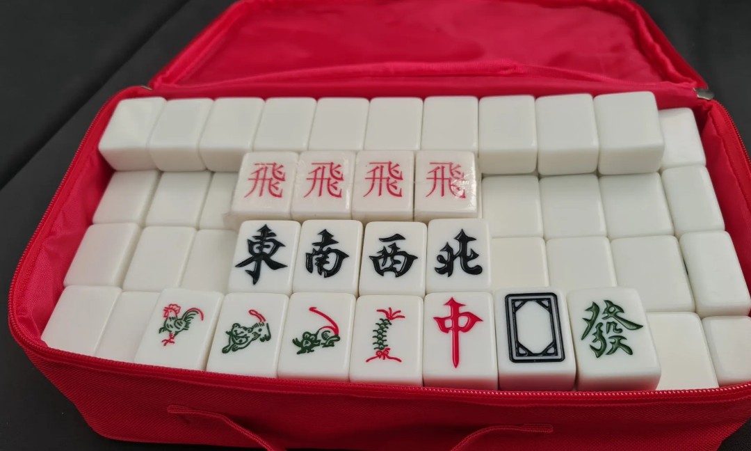 Mahjong Tiles Set [Jade White], Hobbies & Toys, Toys & Games on Carousell