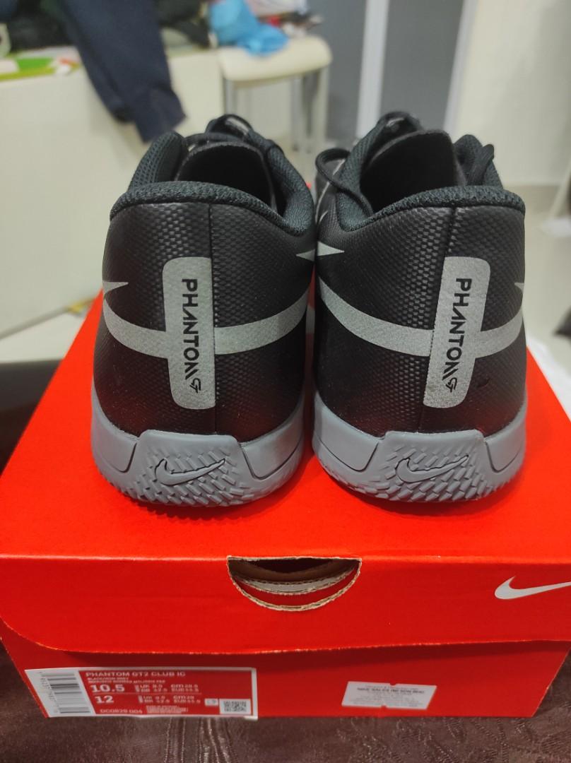 Nike Phantom Indoor Turf Futsal Shoe, Men's Fashion, Footwear, Boots on ...