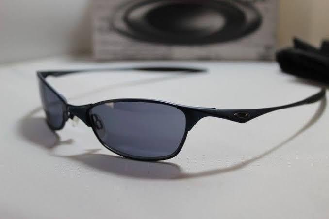 Oakley 1st Gen Wiretap Cobalt Blue, Men's Fashion, Watches ...