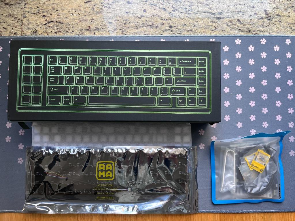 RAMA x Ion Zenith Moss Mechanical Keyboard, 電腦＆科技, 電腦周邊及配件, 電腦鍵盤及相關產品 ...