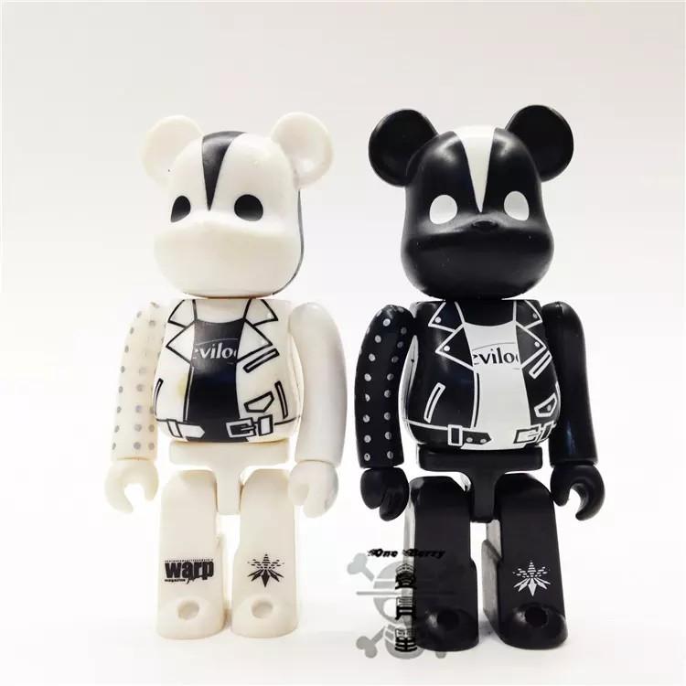 [RARE] BE@RBRICK. 100% BEARBRICK Devilock x Warp (White) & Devilock x Palm Store (Black) 2003 ...
