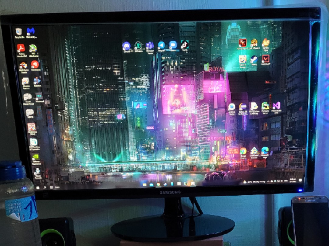 Samsung 24" Monitor (S24D300), Computers & Tech, Parts & Accessories ...
