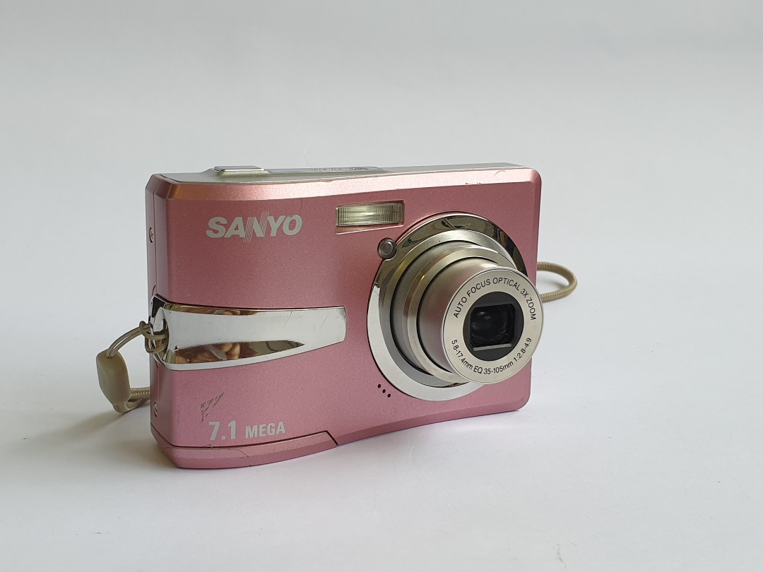Sanyo VPC-S750 digital camera 7.1M CCD, Photography, Cameras on Carousell