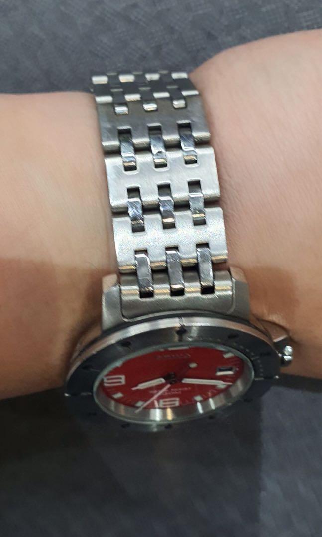 Seiko red face, Men's Fashion, Watches & Accessories, Watches on Carousell