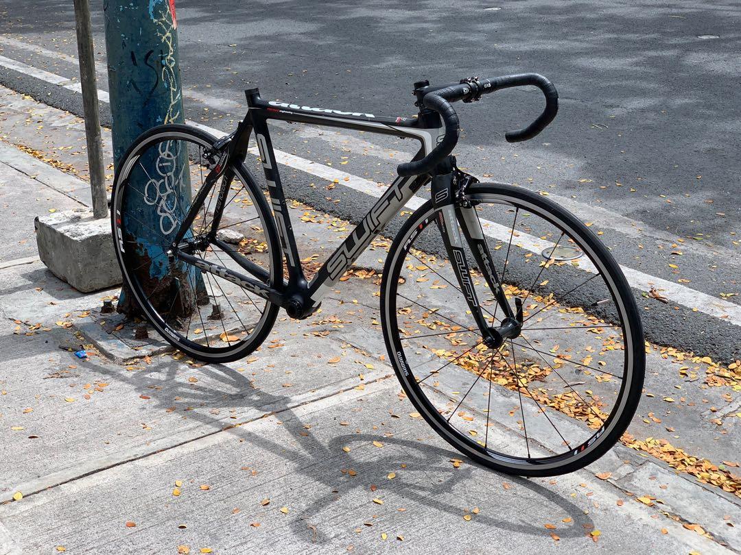 Swift Attack Carbon Road Bike, Sports Equipment, Bicycles & Parts ...