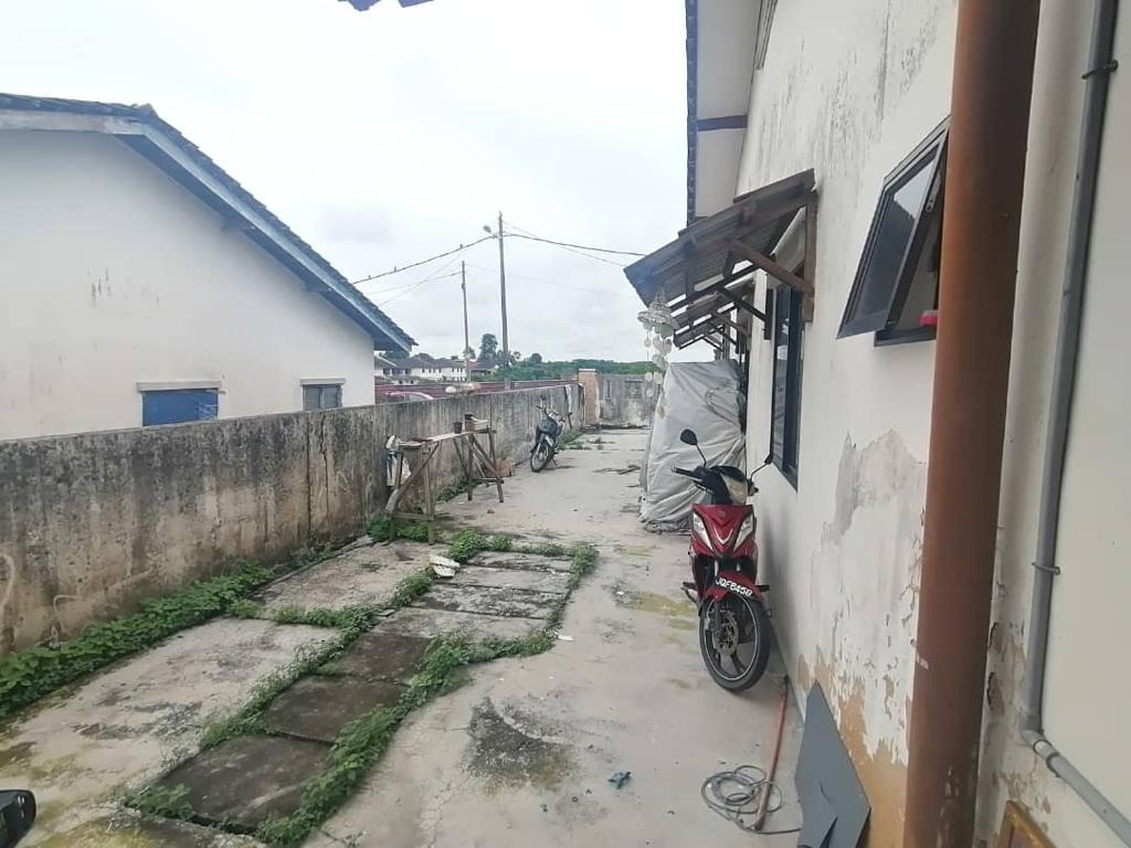 Taman Bunga Raya Single Storey Semi D,Ulu Tiram,Jalan Baiduri, Property ...