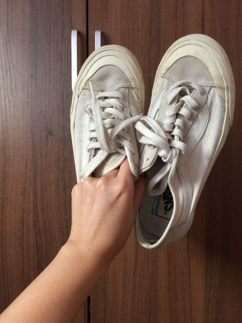 Vans Old skool toe cap, Women's Fashion, Footwear, Sneakers on Carousell