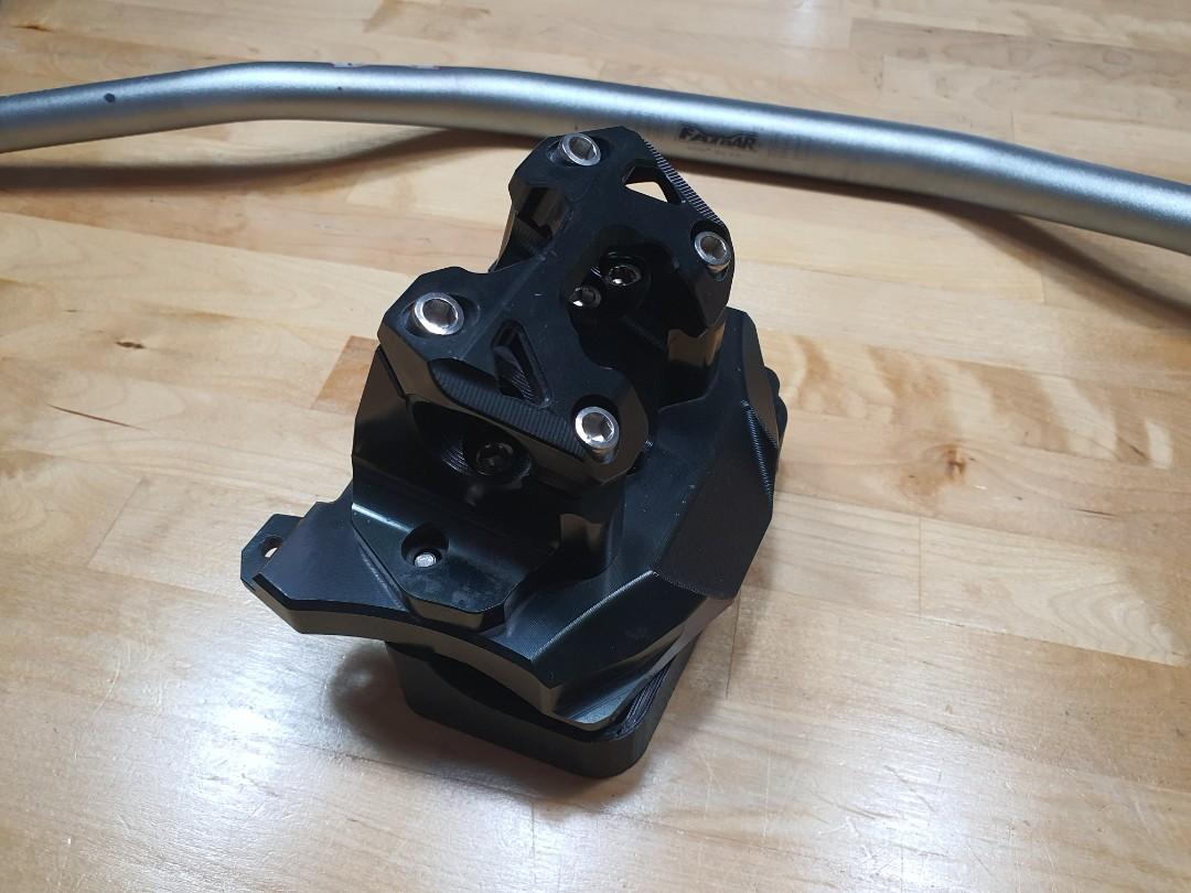 Xmax Naked Setup with Fatbar, Motorcycles, Motorcycle Accessories on ...