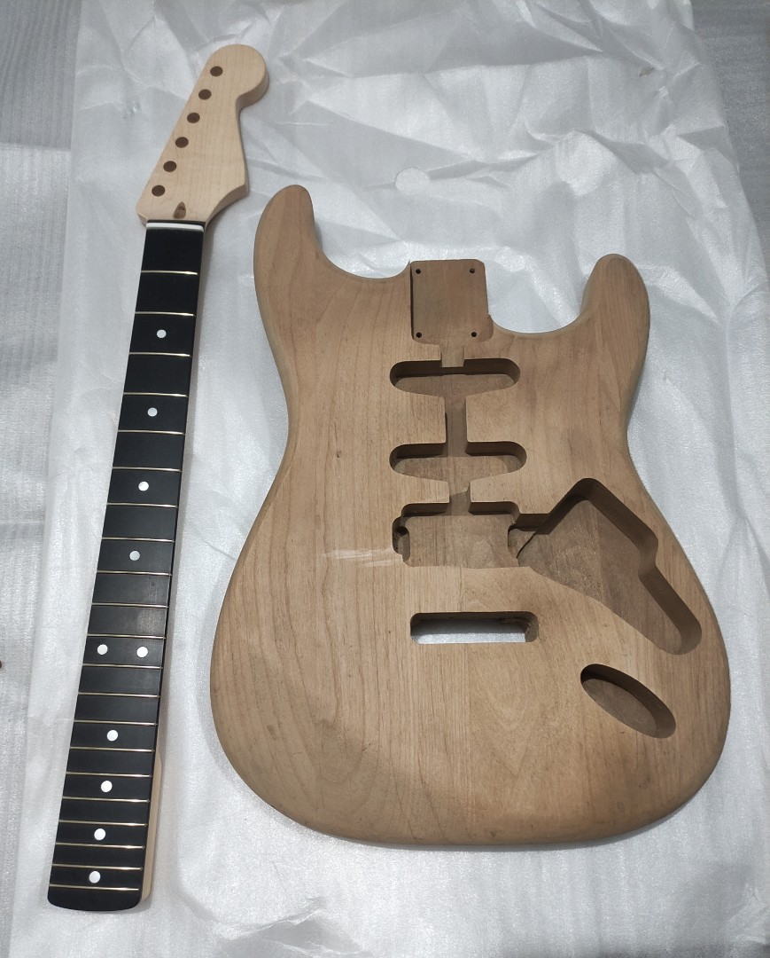FENDER STYLE STRATO GUITAR NECK AND GUITAR BODY, Hobbies & Toys, Music ...