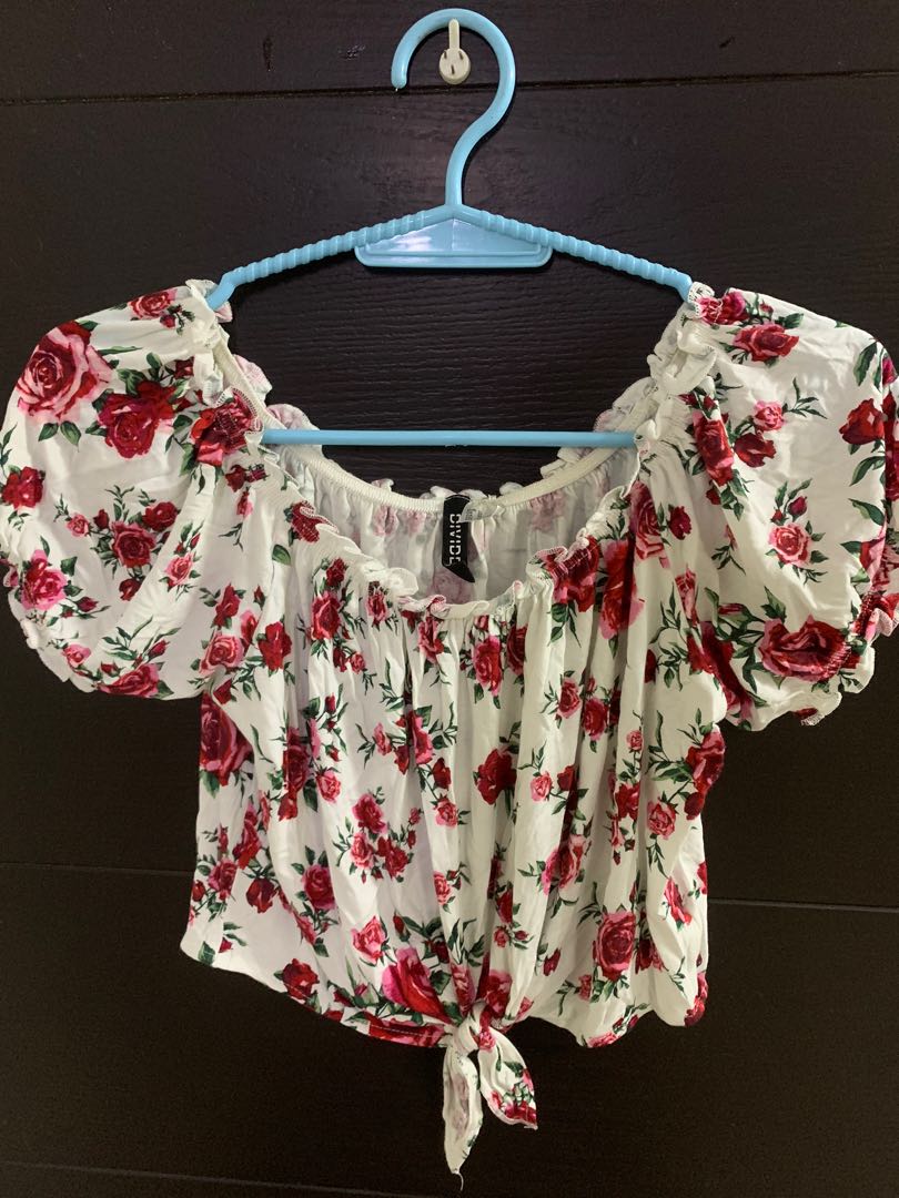 H&M M top, Women's Fashion, Tops, Blouses on Carousell