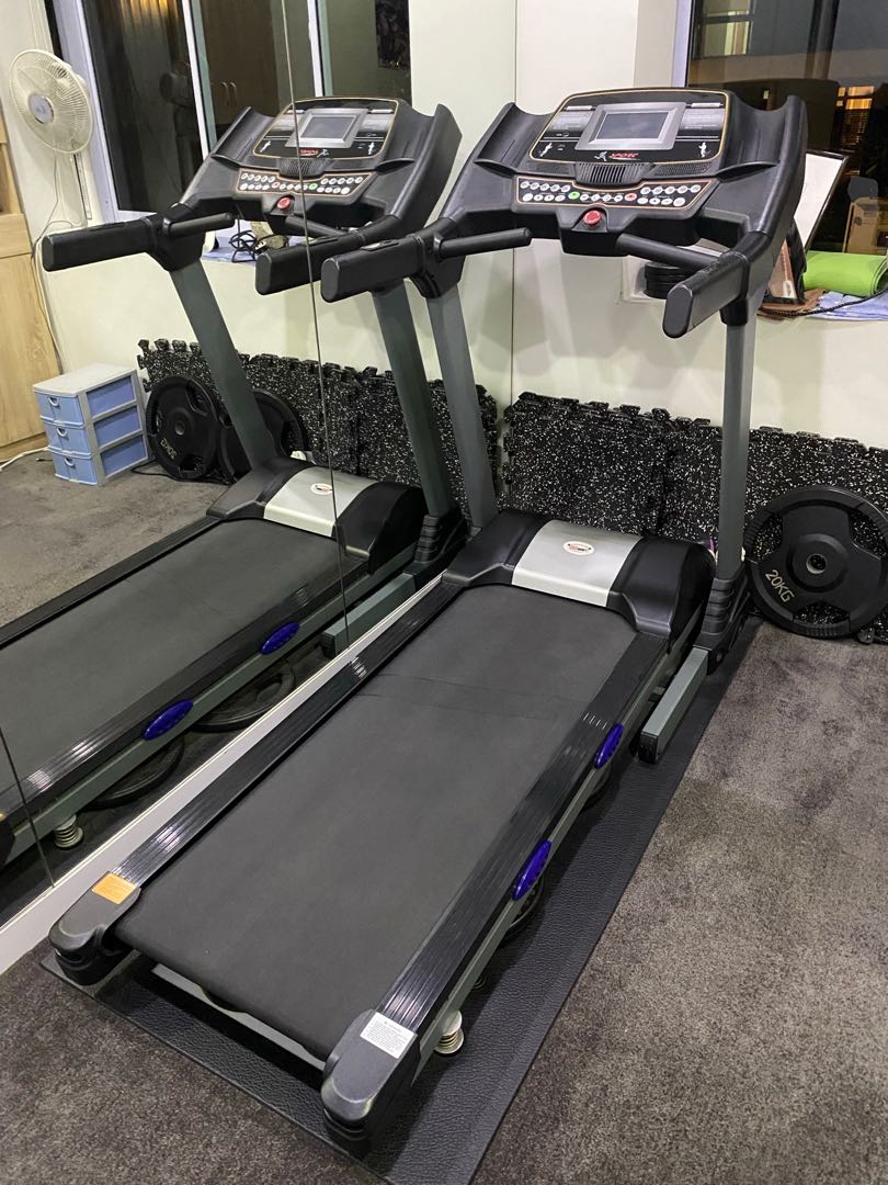 Hydraulic Foldable Threadmill, Sports Equipment, Exercise & Fitness ...