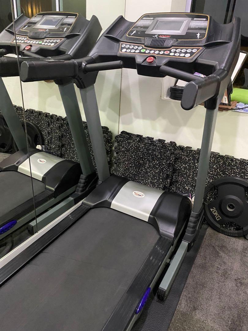 Hydraulic Foldable Threadmill, Sports Equipment, Exercise & Fitness ...
