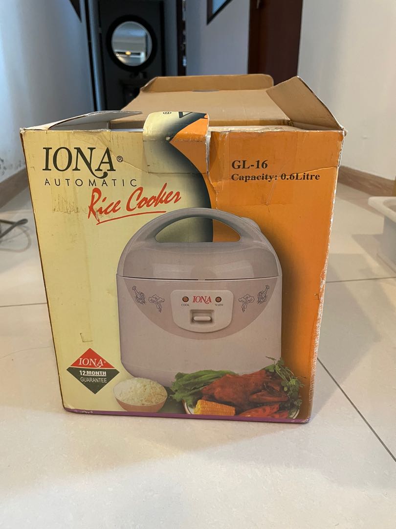Iona rice cooker 0.6L, TV & Home Appliances, Kitchen Appliances ...