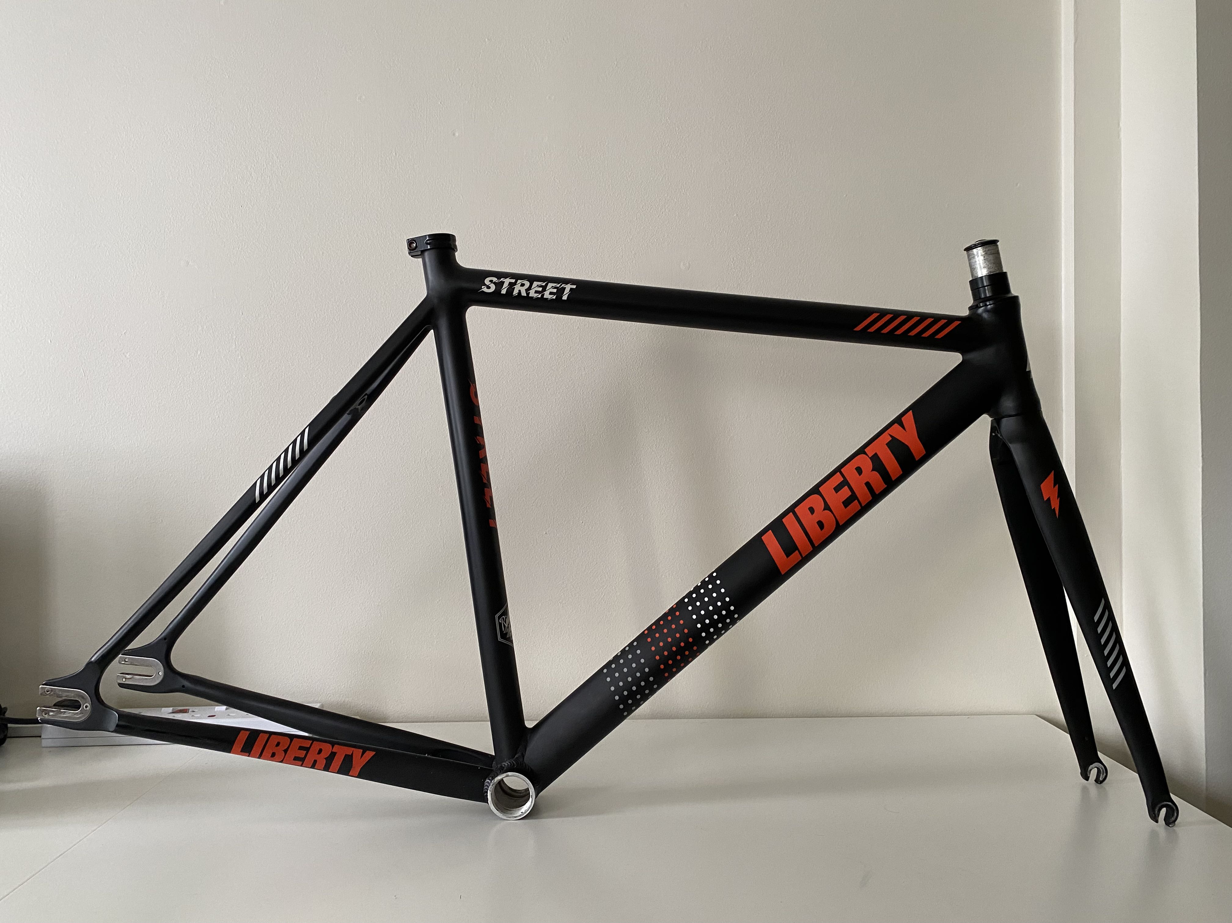 Liberty Street Frameset, Sports Equipment, Bicycles & Parts, Bicycles ...