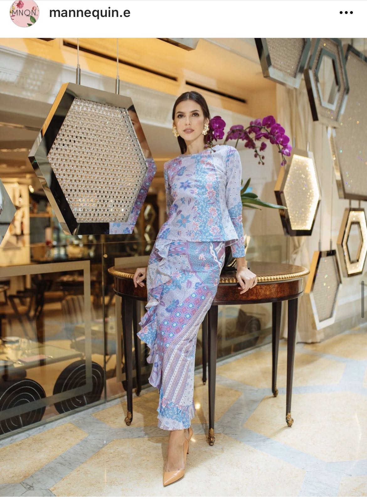 Mannequin.e MNQN Luna Kurung, Women's Fashion, Muslimah Fashion, Baju ...