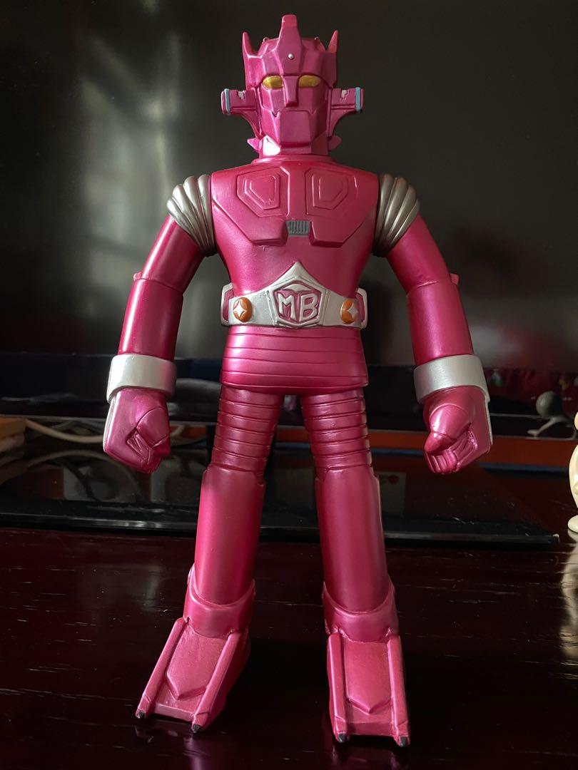 MEDICOM toyマッハバロン SOFUBI SOFUVI 紅巴隆 百變龍 經典塘膠, 興趣及遊戲, 玩具 & 遊戲類 - Carousell