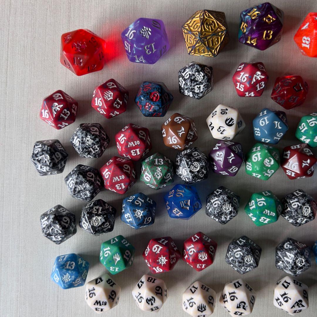 MTG - 60+ Spindown Dice + Collectibles, Hobbies & Toys, Toys & Games on Carousell
