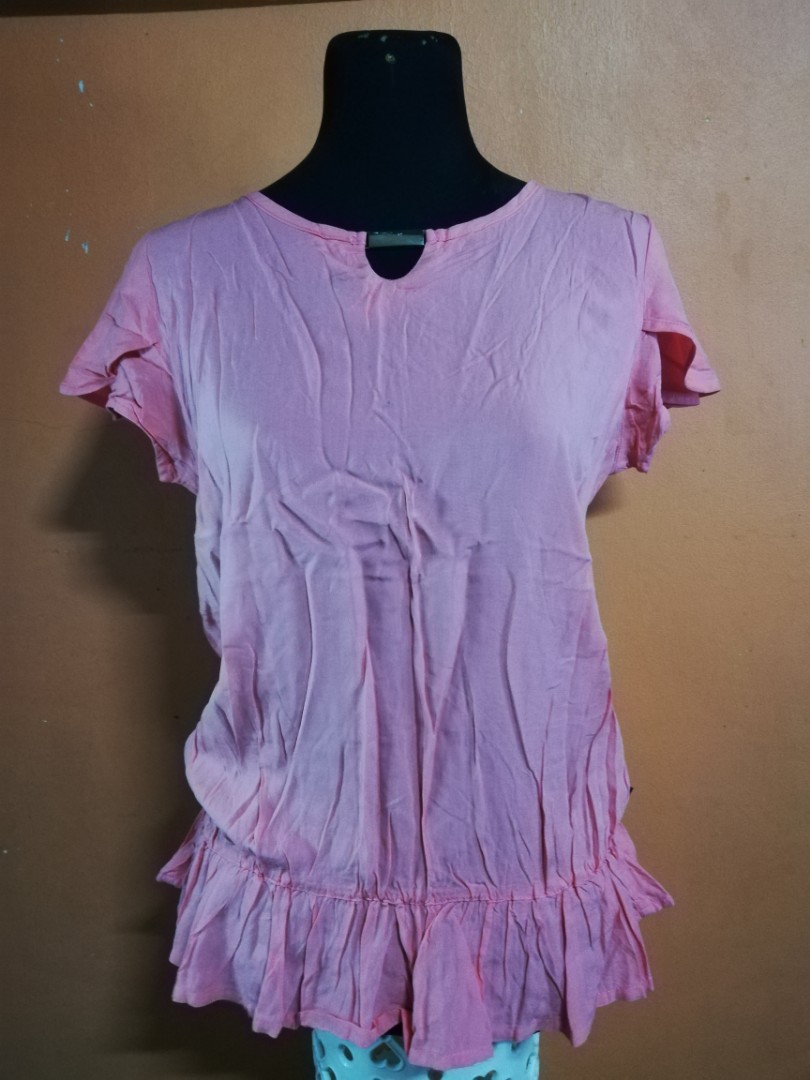 Pre - loved clothes, Women's Fashion, Tops, Blouses on Carousell