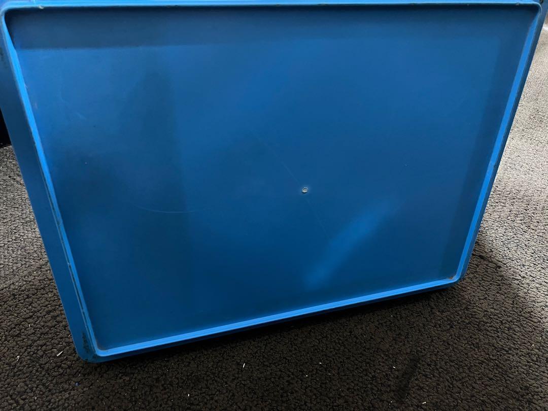 Blue Plastic Stackable Pizza Tray/Baking Tray, Furniture & Home Living ...