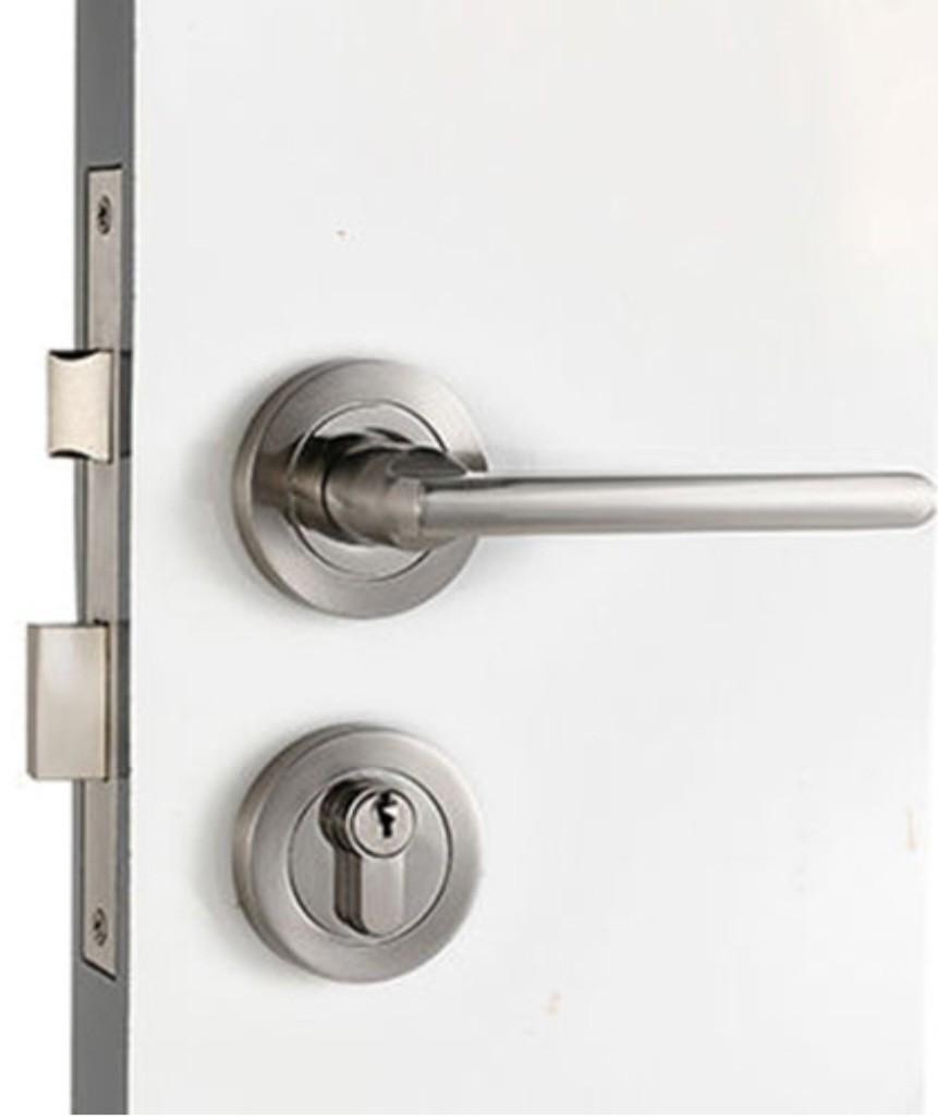 Briton for Fire Door Handle Lock Set, Furniture & Home Living, Security ...