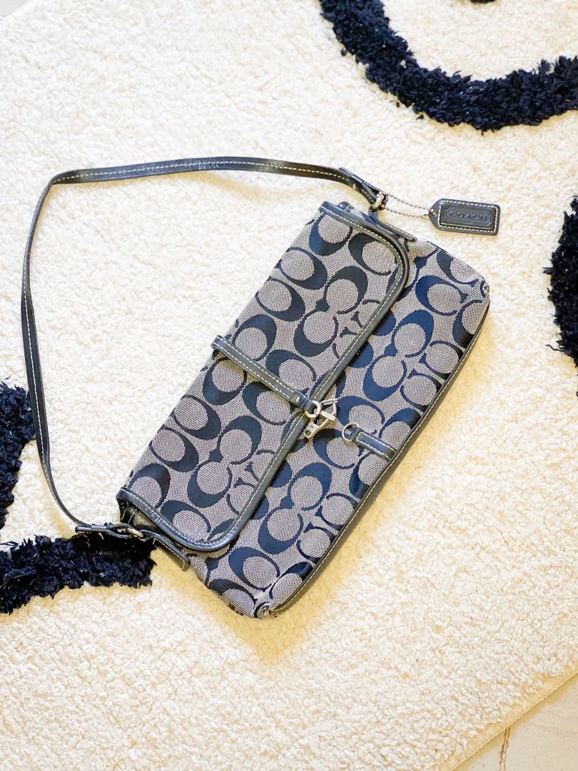 Coach Kilikil Bag, Luxury, Bags & Wallets on Carousell