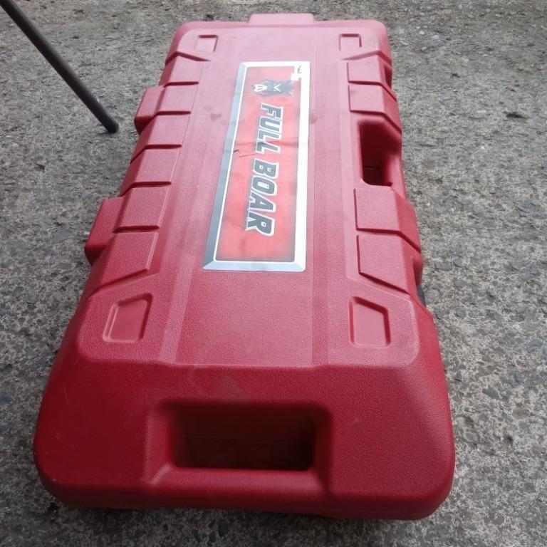 FULL BOAR DEMOLITION BREAKER/JACKHAMMER, Commercial & Industrial ...