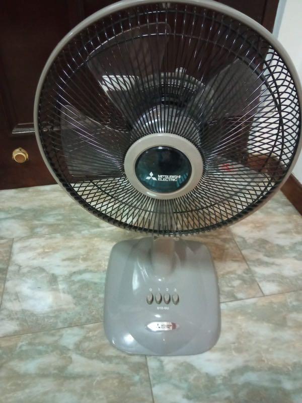 Mitsubishi 12” Table Fan, Furniture & Home Living, Lighting & Fans ...