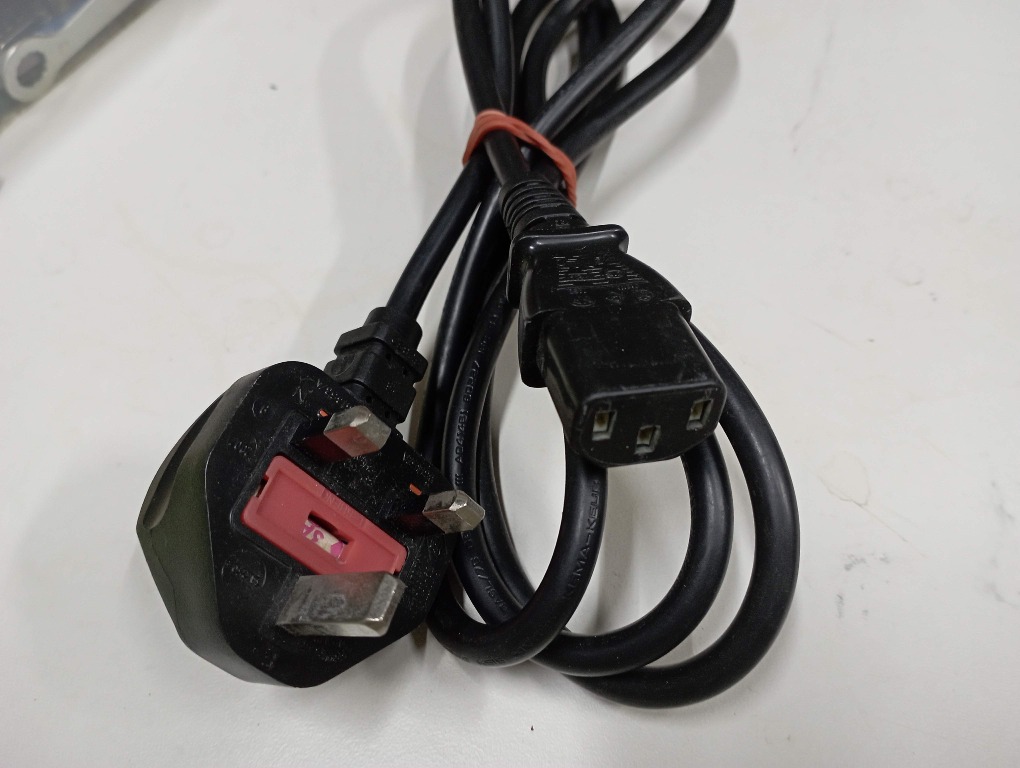 Power cable(D type) for use in Singapore, Computers & Tech, Parts ...
