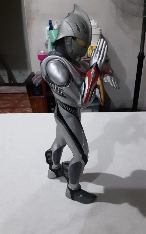 Ultraman 12-Inch Figure and Helmet Set, Hobbies & Toys, Toys & Games on ...