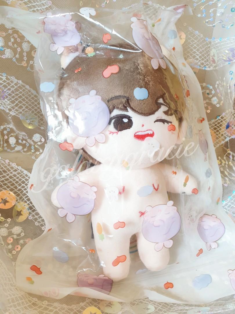 V 20cm BTS Doll - Winking Tiger Taehyung Doll, Hobbies & Toys ...