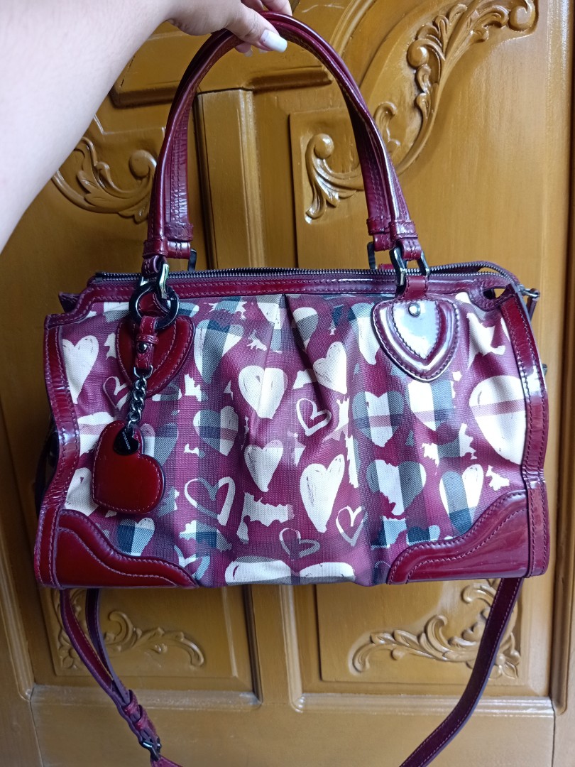 Burberry Pilgrim Heart, Luxury, Bags & Wallets on Carousell