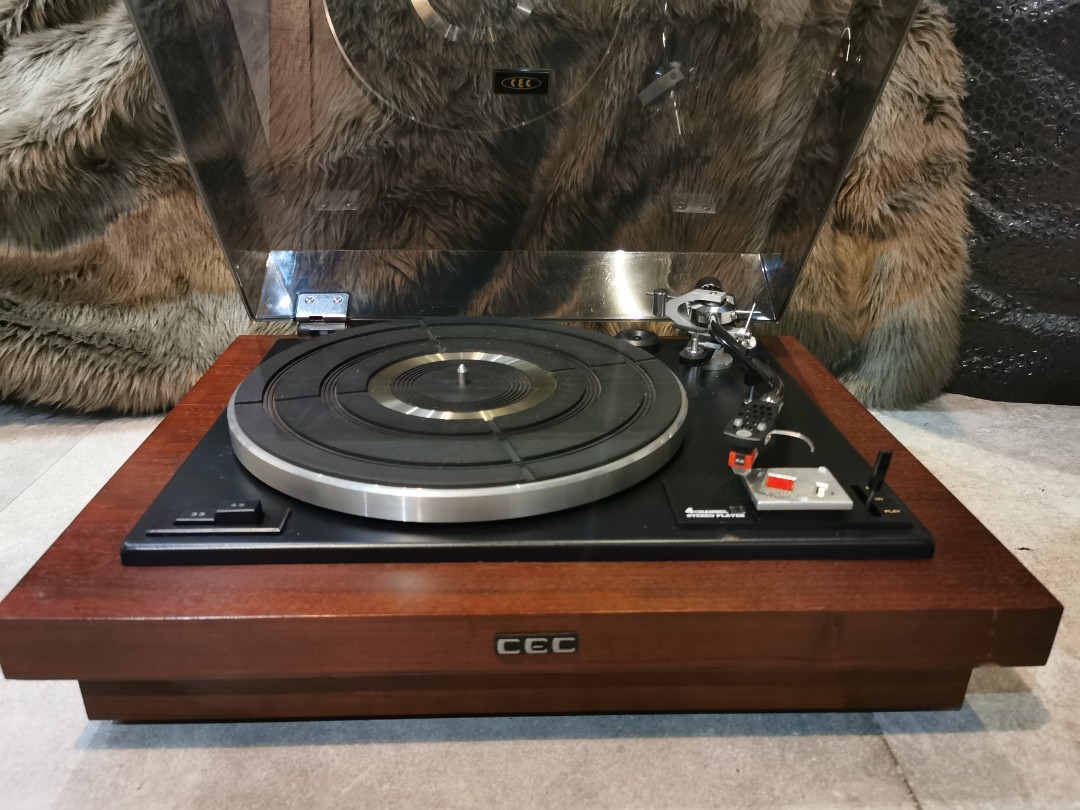 CeC BD-6000 belt drive turntable, Audio, Other Audio Equipment on Carousell