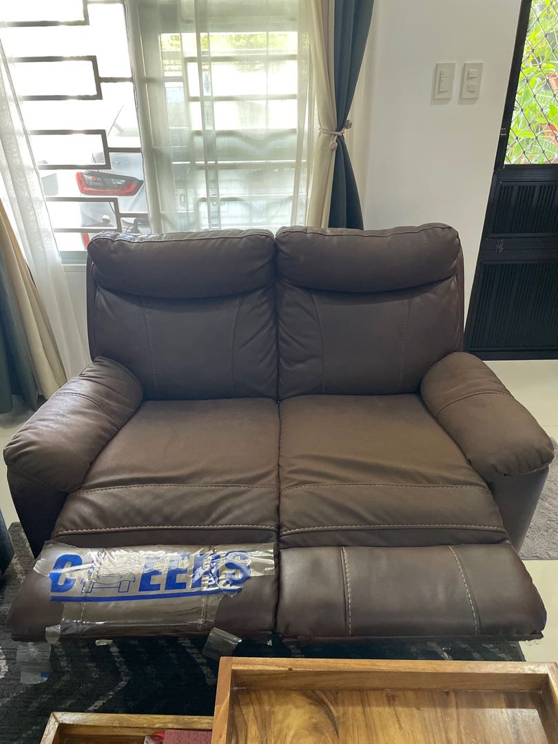 Cheers Sofa Singapore Location | Baci Living Room