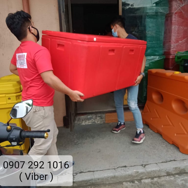 Cooler box 700, Furniture & Home Living, Home Improvement ...