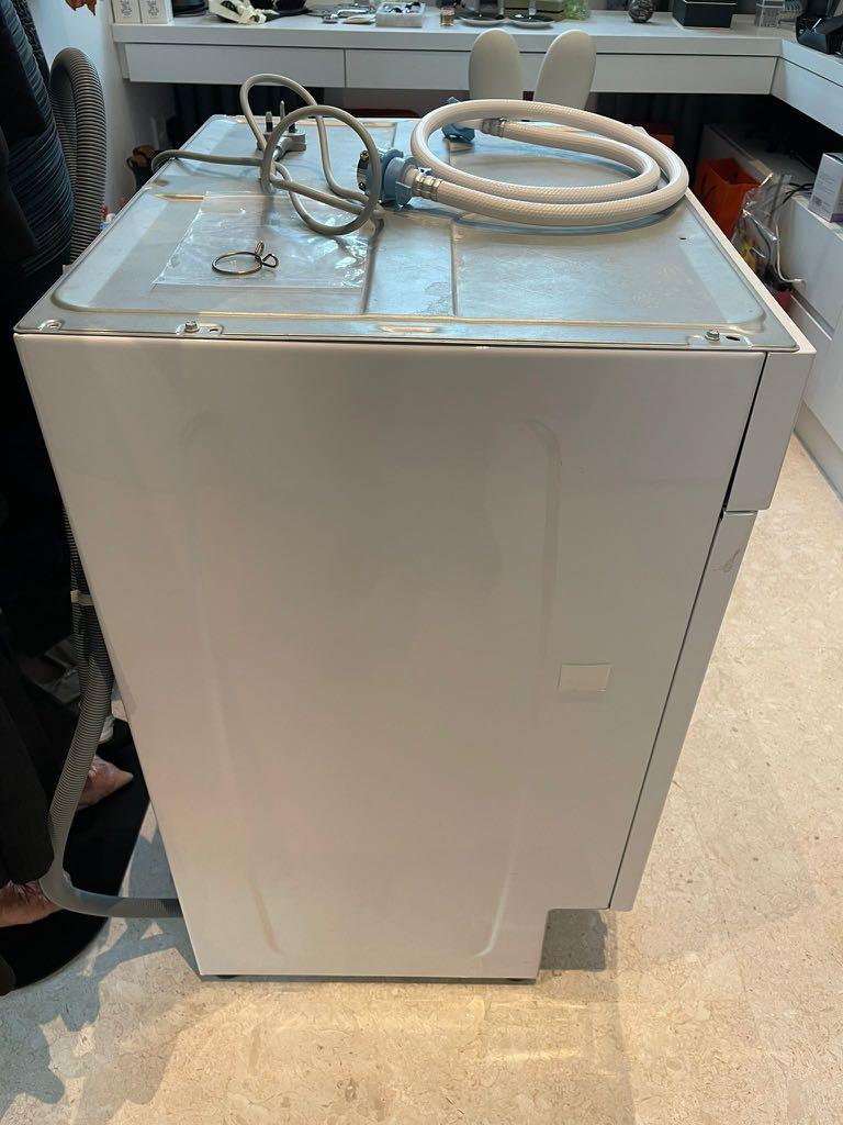 De Dietrich built in washer dryer (DLZ1585U) 8 + 5kg, TV & Home ...