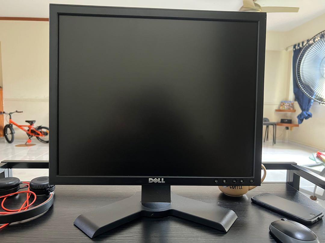 Dell P190S 19" LCD Monitor, Computers & Tech, Desktops on Carousell