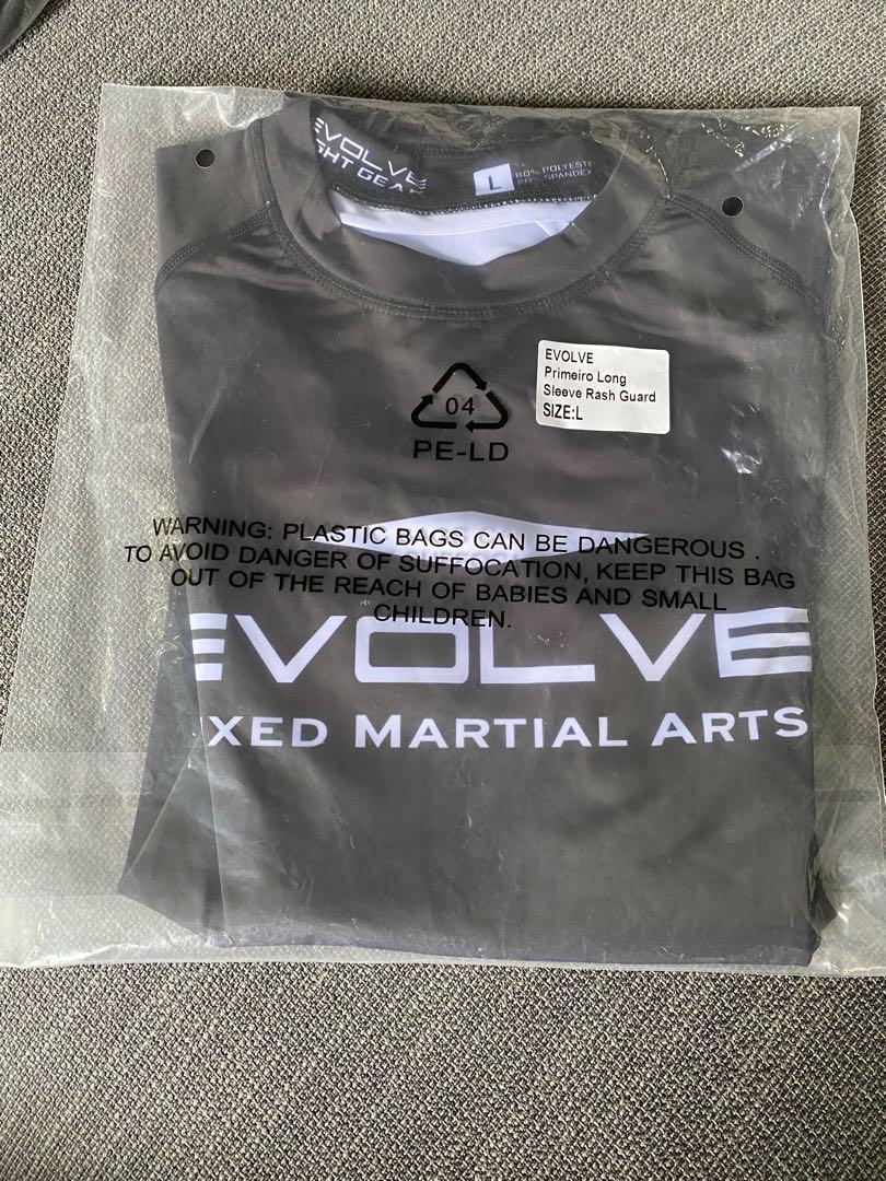 EVOLVE MMA Primeiro Rash Guards Long Sleeve (BLACK & WHITE), Sports ...