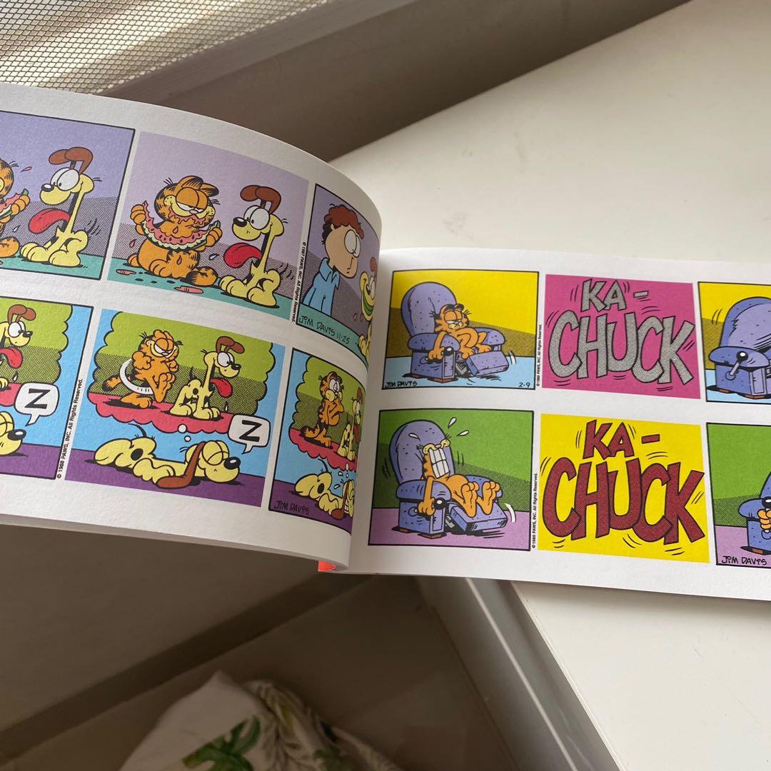 GARFIELD COMICS WITHOUT WORDS, Buku & Alat Tulis, Buku di Carousell