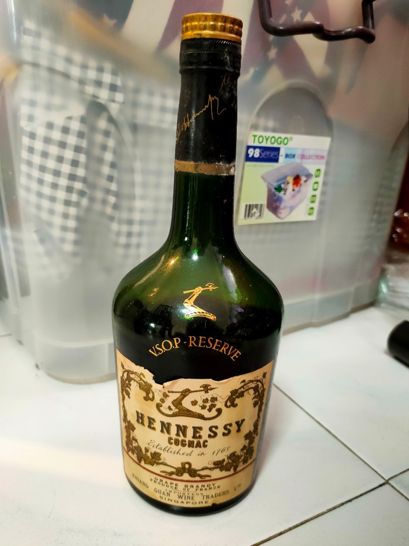 Hennessy Cognac Grape Brandy VSOP reserved, Food & Drinks, Alcoholic ...