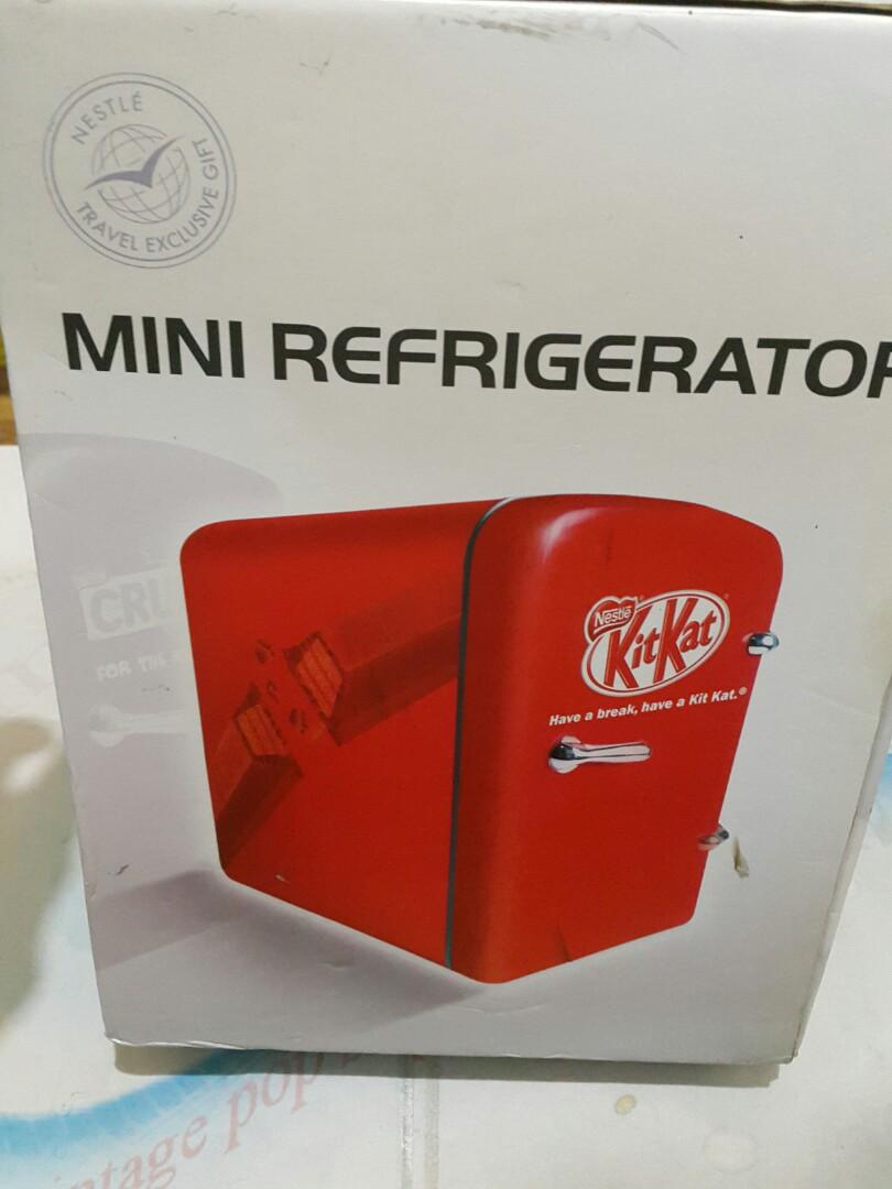 KITKAT mini refrigerator, TV & Home Appliances, Other Home Appliances ...