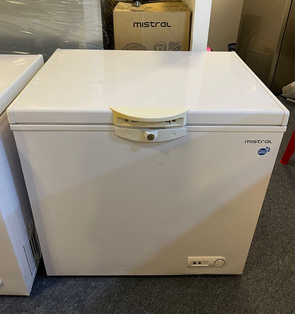 Mistral 227L Chest Freezer with Lock MFC227A Condition 8/10 $250 ...