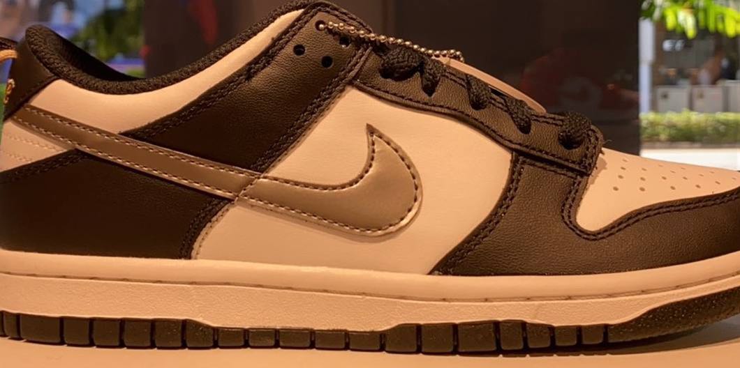 Nike dunk Low pull tab (GS), Women's Fashion, Footwear, Sneakers on ...