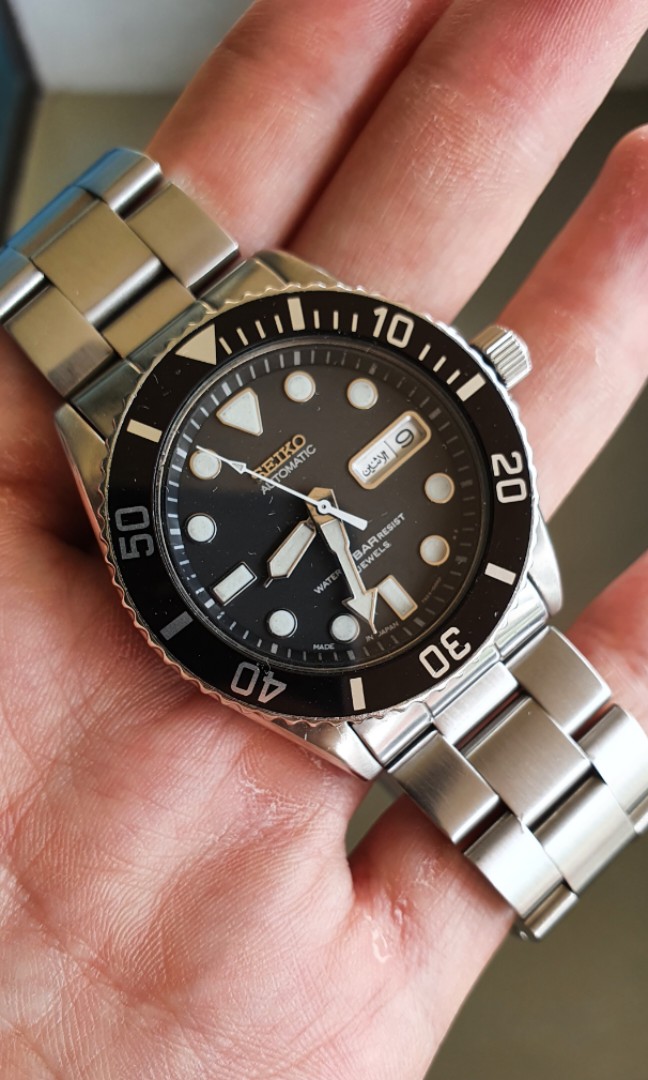 Seiko SKX031J Arabic, Men's Fashion, Watches & Accessories, Watches on ...
