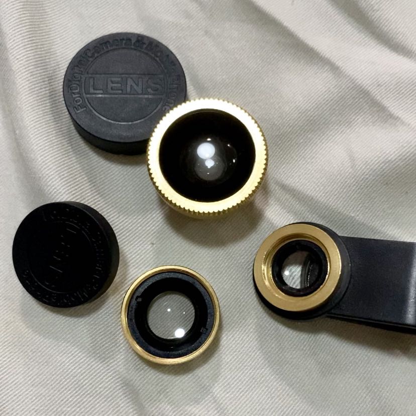 Smartphone Camera Clip Lens, Photography, Lens & Kits on Carousell