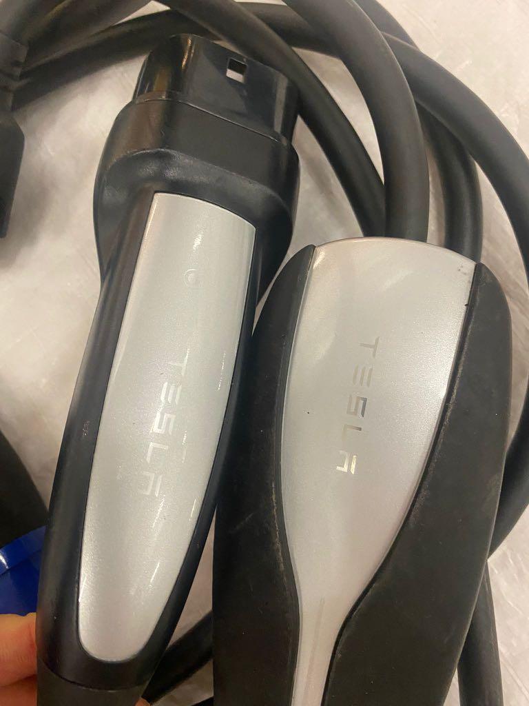 Tesla UMC原裝充電線, 汽車配件, 其他 - Carousell