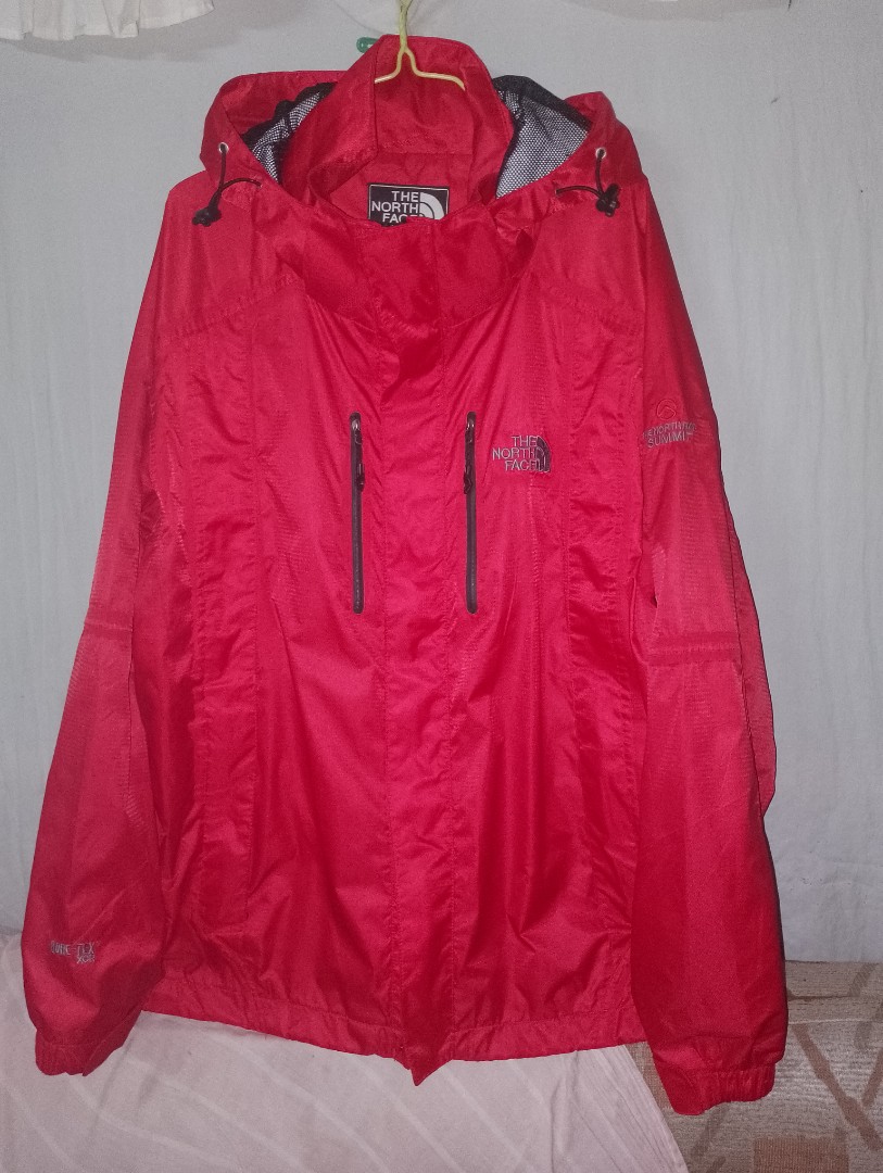 TNF GORETEX jacket, Men's Fashion, Coats, Jackets and Outerwear on ...