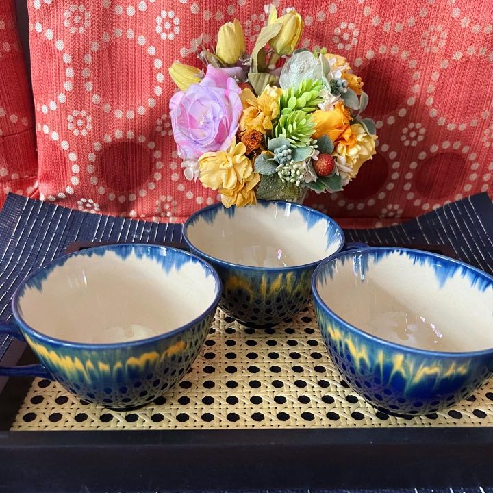 Trio Drip Design Cups #SB3J35, Furniture & Home Living, Kitchenware ...