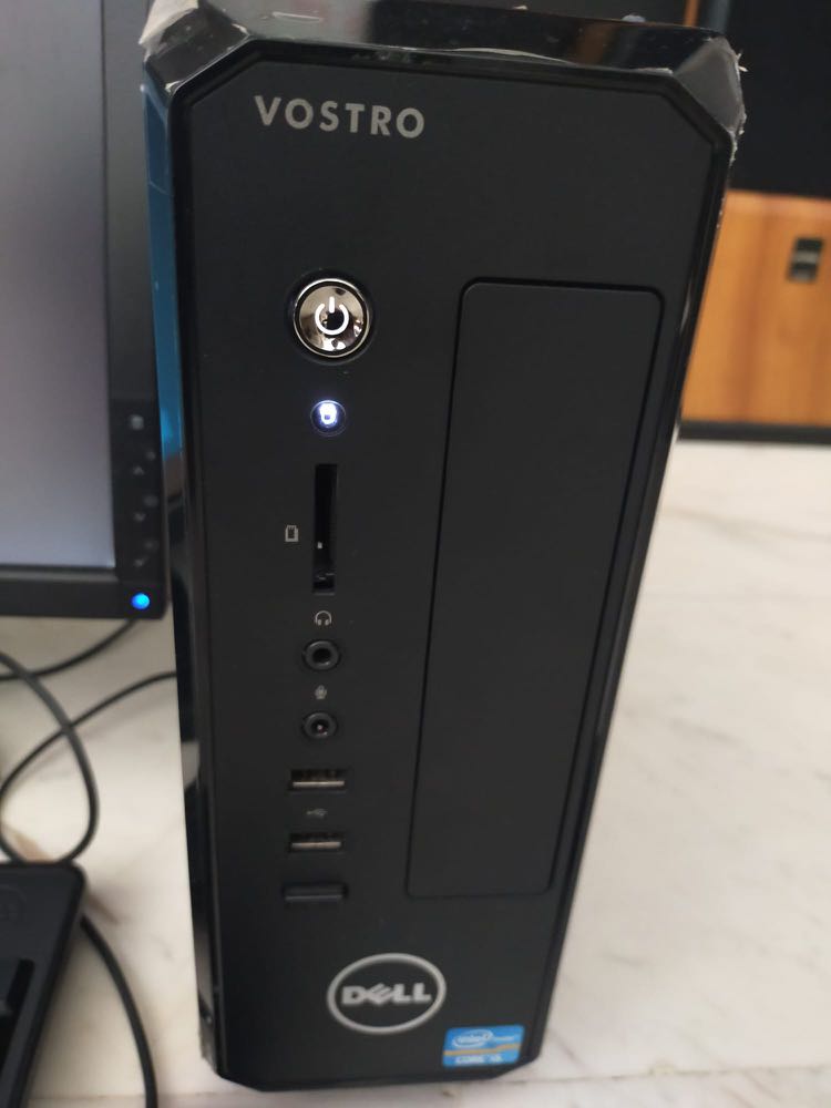 DELL Vostro 270s cpu with Dell 19 inch monitor. Intel i5-3470s @ 2 ...