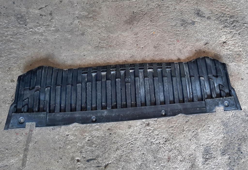 GENUINE AUDI A5/S5 8T 2008-2011 FRONT BUMPER UNDER TRAY 8T0807233, Auto ...