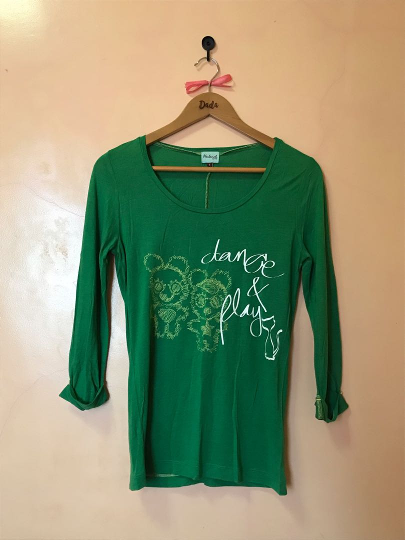 Her Bench 3/4 Top, Women's Fashion, Tops, Others Tops on Carousell